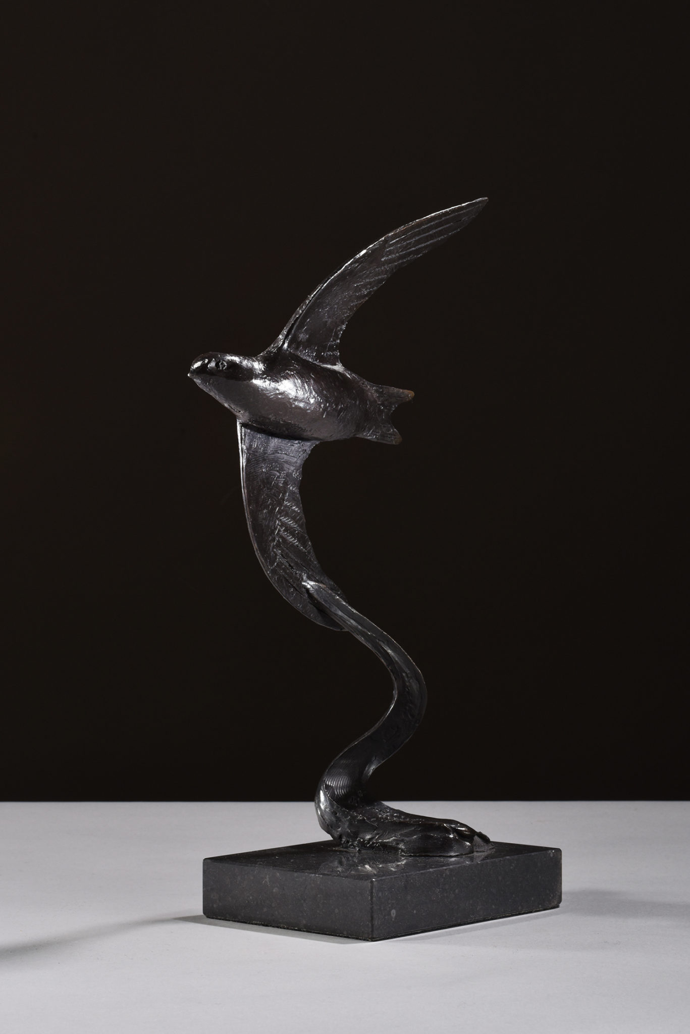 Swooping swift sculpture by Hamish Mackie