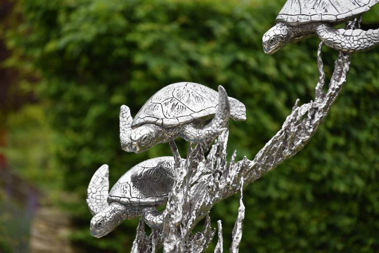 Turtles sculpture in stainless steel by Hamish Mackie
