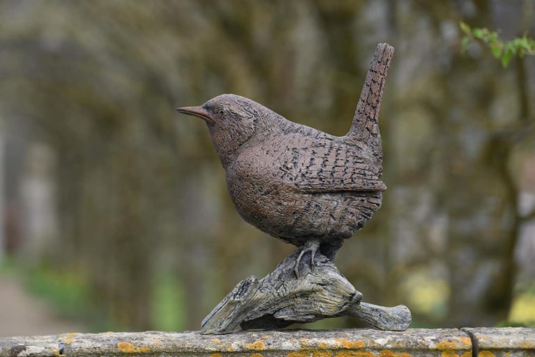 bronze wren sculpture by Hamish Mackie